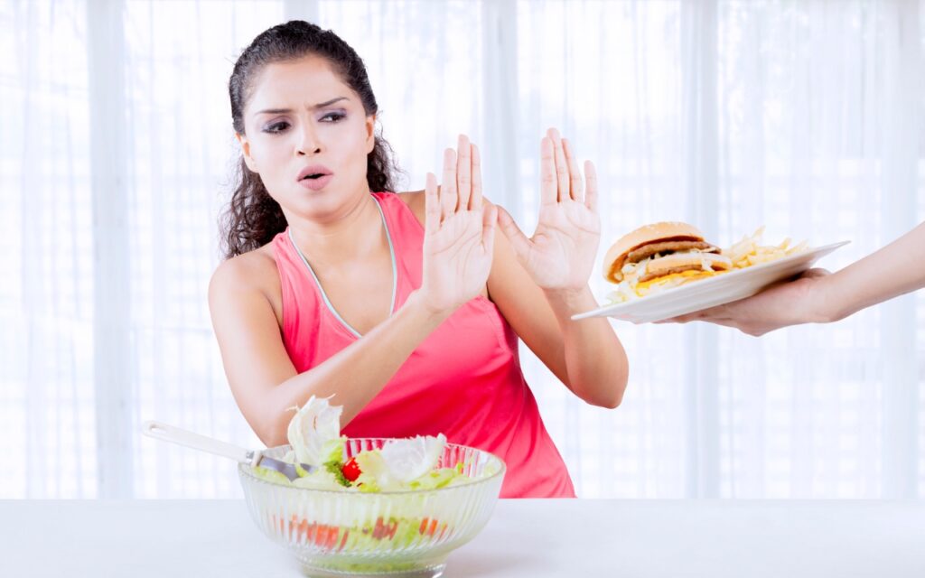 What are the benefits of cutting out processed foods?